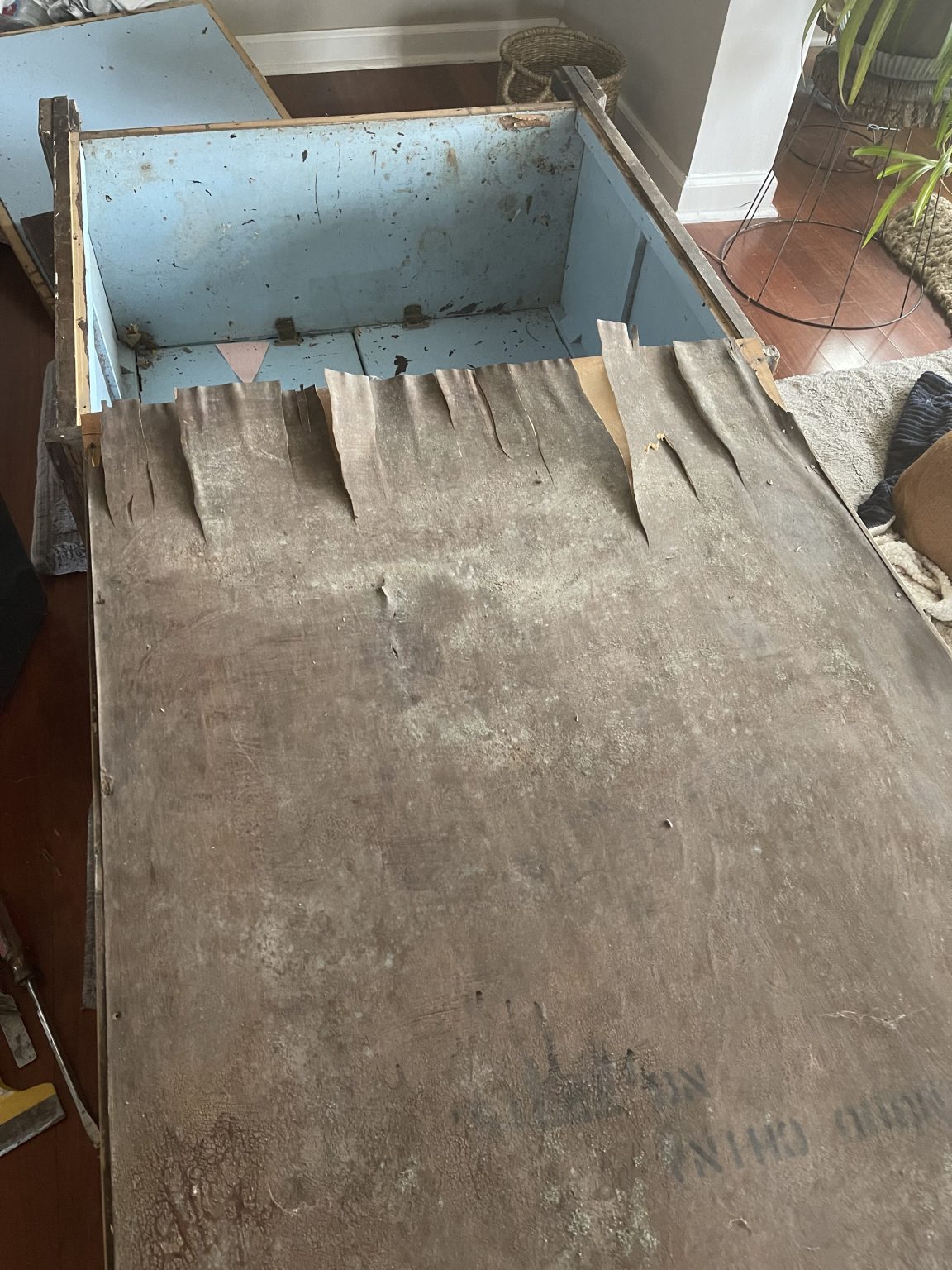 How to Revamp a Hutch - Saved from Salvage