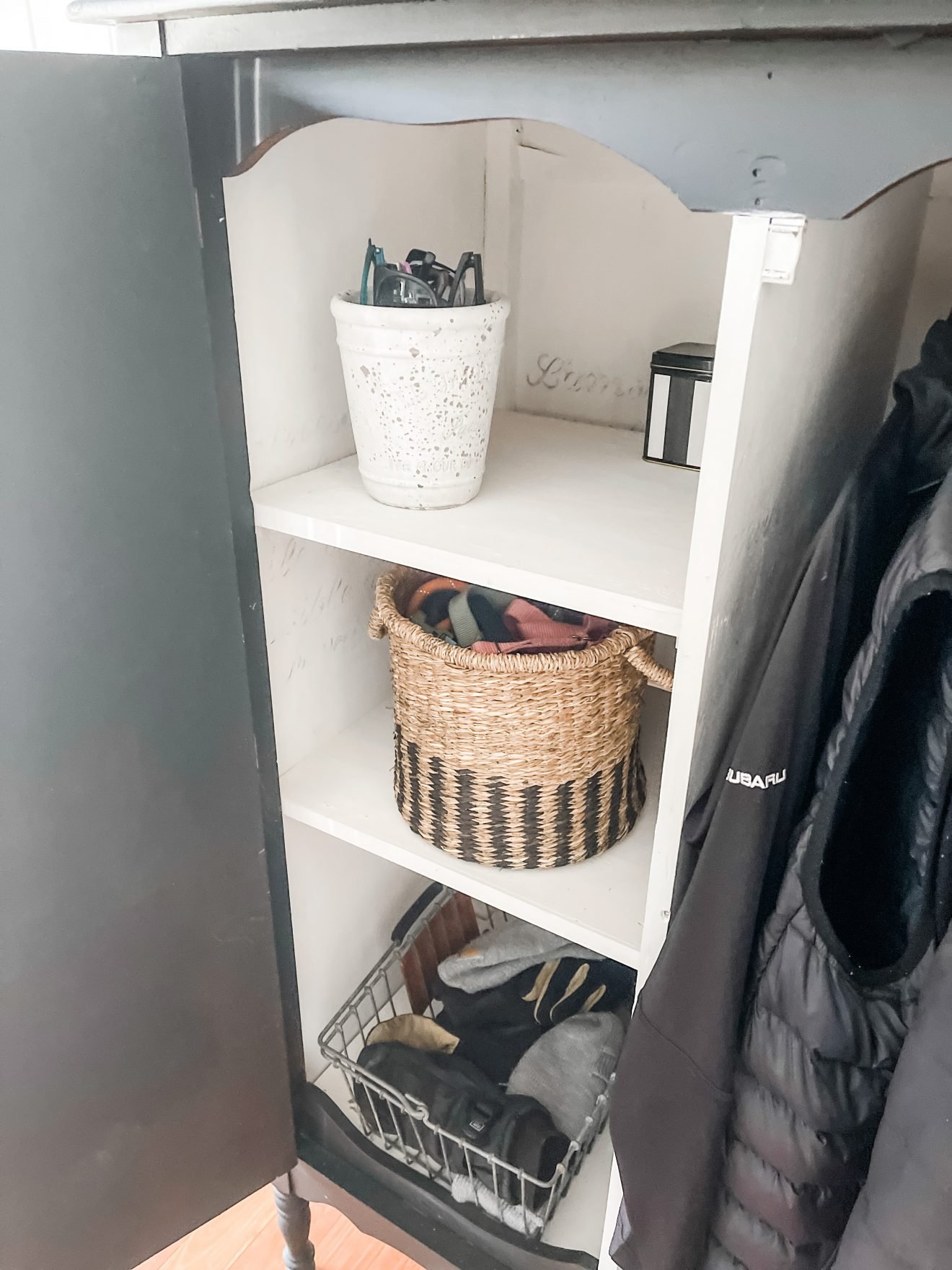 VINTAGE WARDROBE MAKEOVER - Saved from Salvage