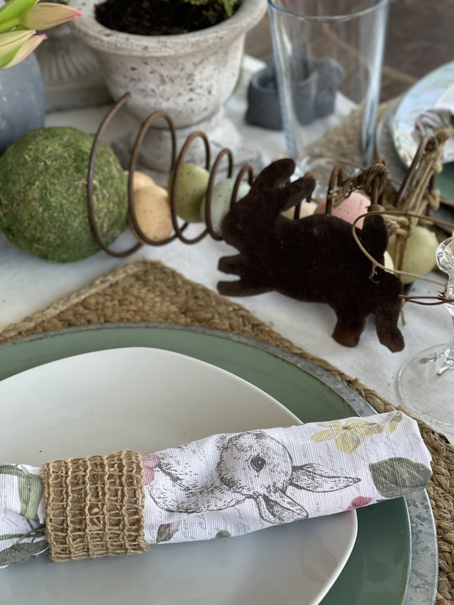 HOW TO CREATE A COZY TABLE - Saved from Salvage