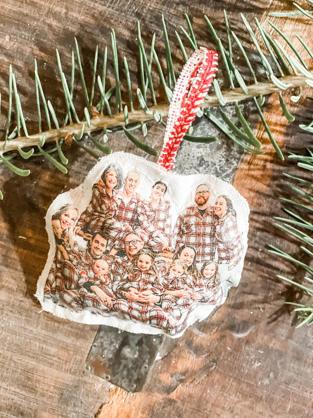 HOW TO MAKE KEEPSAKE ORNAMENTS - Saved from Salvage
