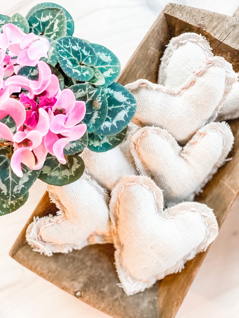 HOW TO MAKE RUSTIC VALENTINE HEARTS - Saved from Salvage