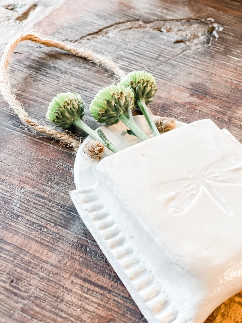 EASY AIR DRY CLAY WALL POCKET - Saved from Salvage