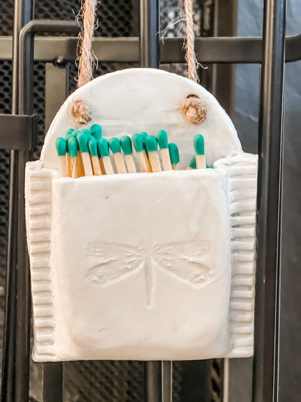 EASY AIR DRY CLAY WALL POCKET - Saved from Salvage