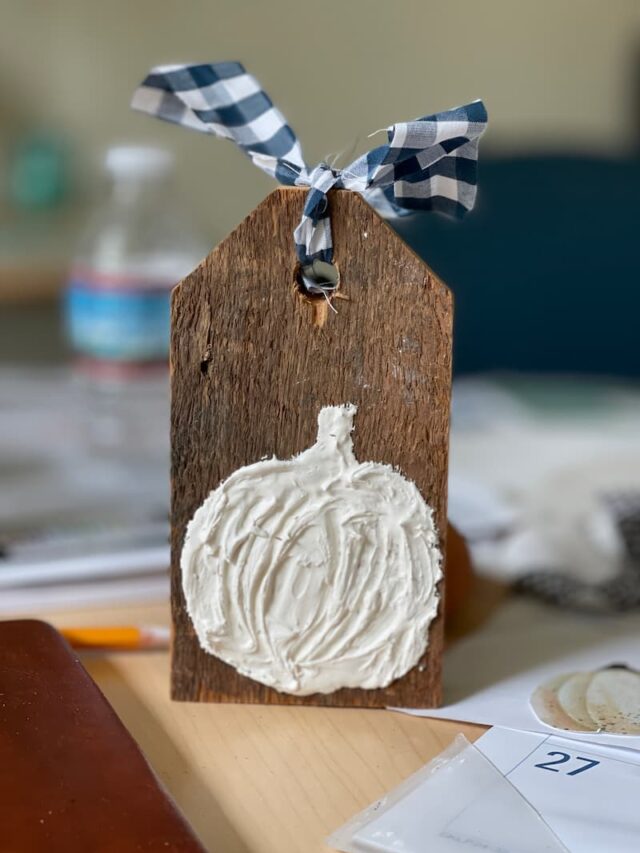 IDEAS FOR DRAWING AND PAINTING AN EASY FALL PUMPKIN - Saved from Salvage